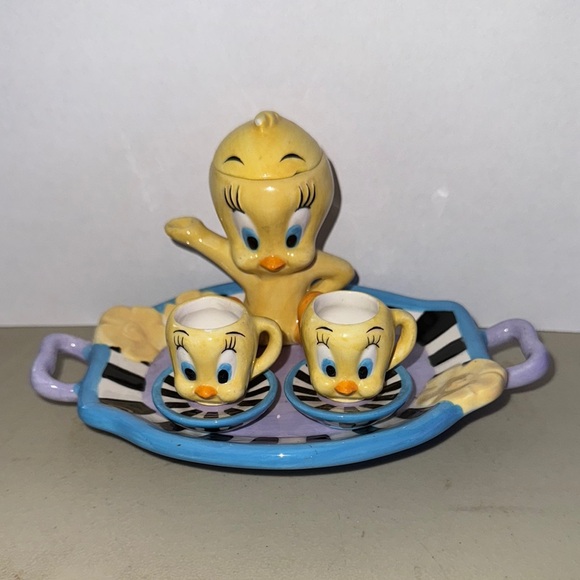 Warner Bros. | Kitchen | Vtg Warner Brothers Mini Tweety Bird Small ...